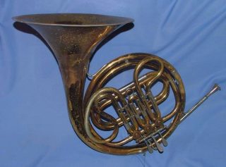 Reynolds / Contempora Horns – Contempora Corner